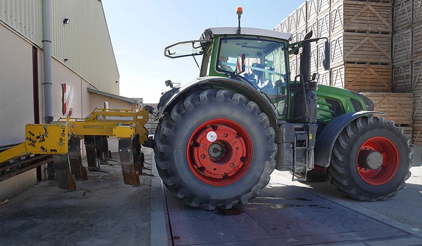 Understanding your tractor tyres’ pressure -load -speed link